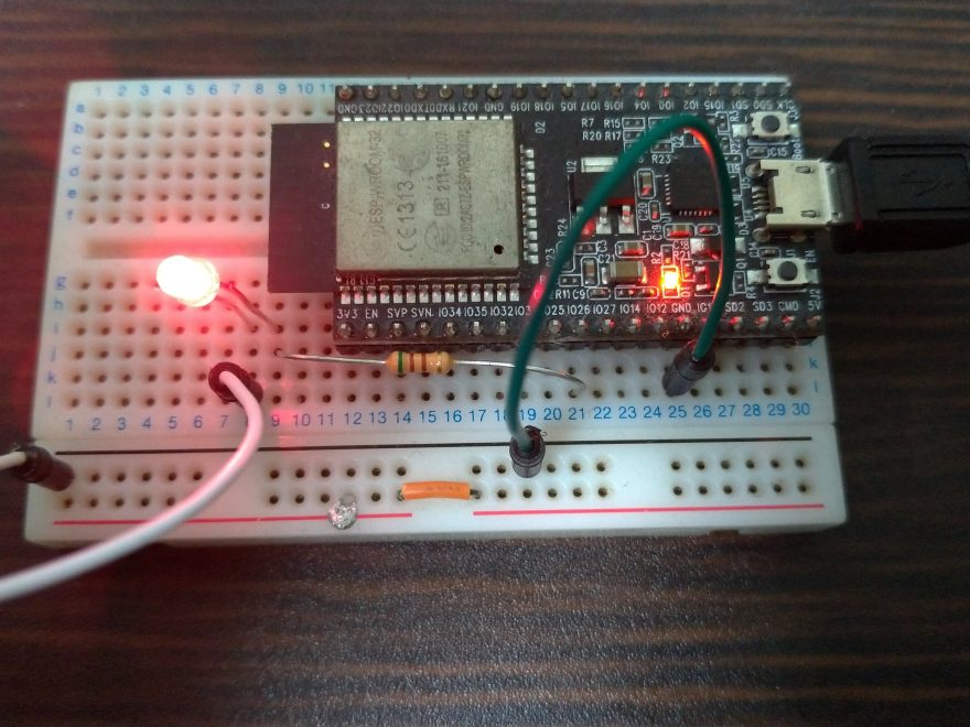 ESP32で電子ホタルをつくる（PWM制御、ledc）【wak-tech Advent Calender2018】 | Wak-tech